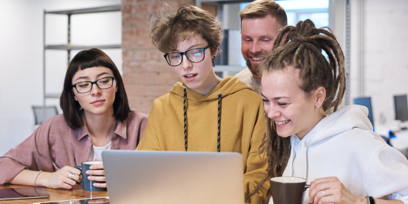 10 Attributes of an Effective Project Manager - Nutcache