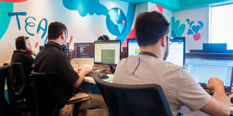 10 Attributes of an Effective Project Manager - Nutcache